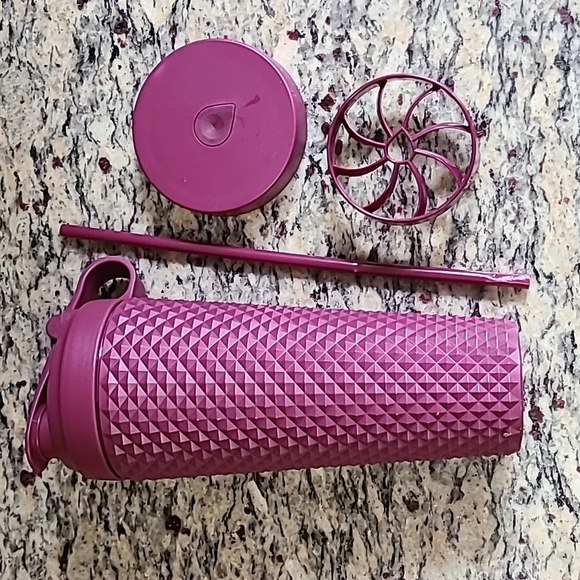 HydroJug | Dining | Hydrojug Shkr In Cranberry | Poshmark